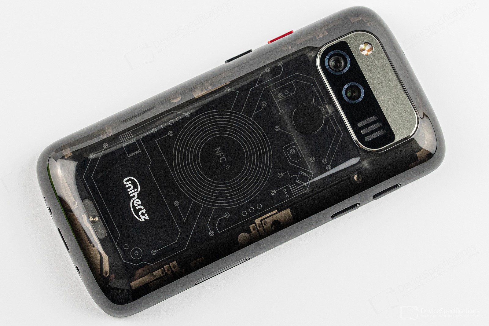 Unihertz Jelly Max Review - Design and layout