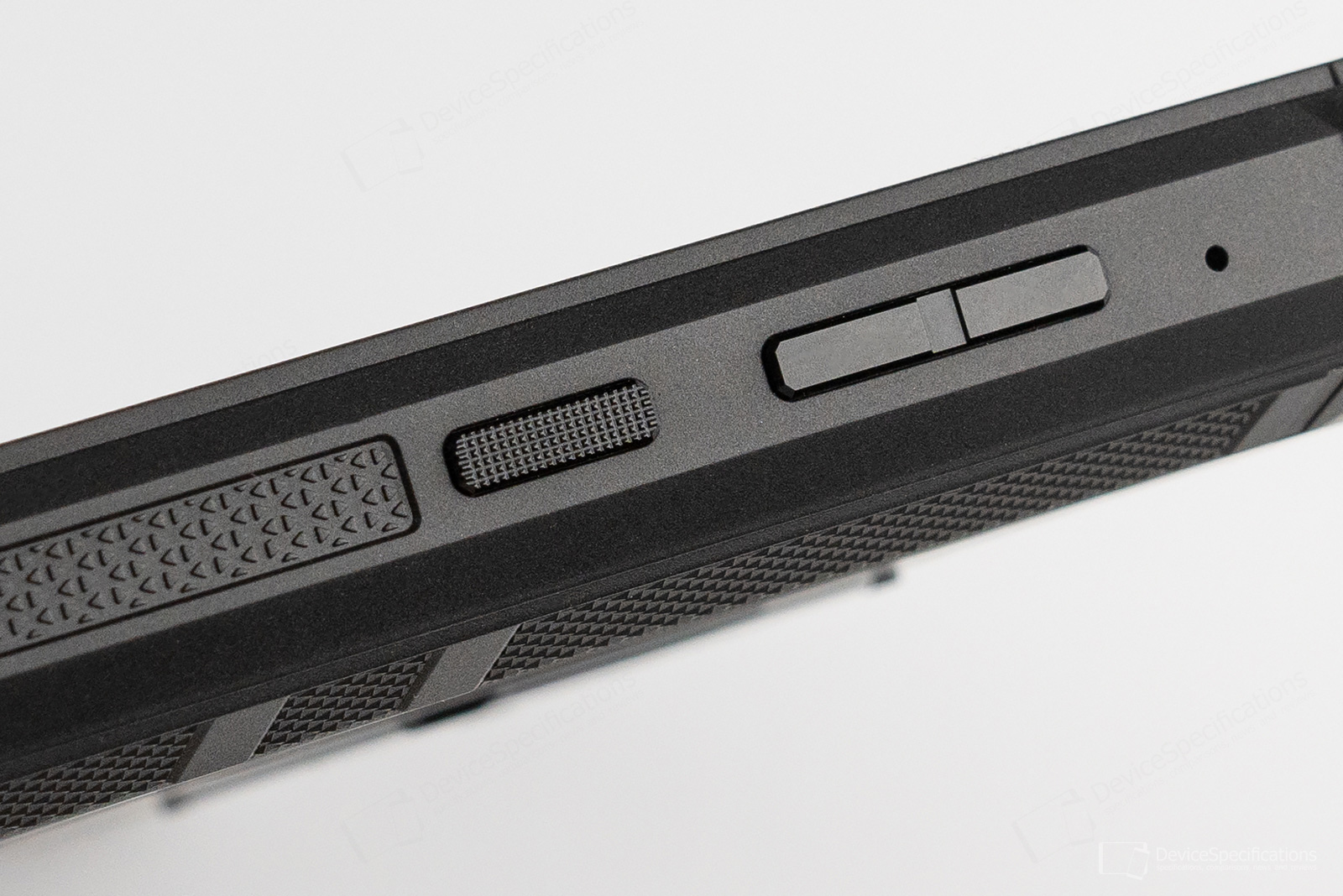 Oukitel RT7 Titan 5G Review - Design and layout